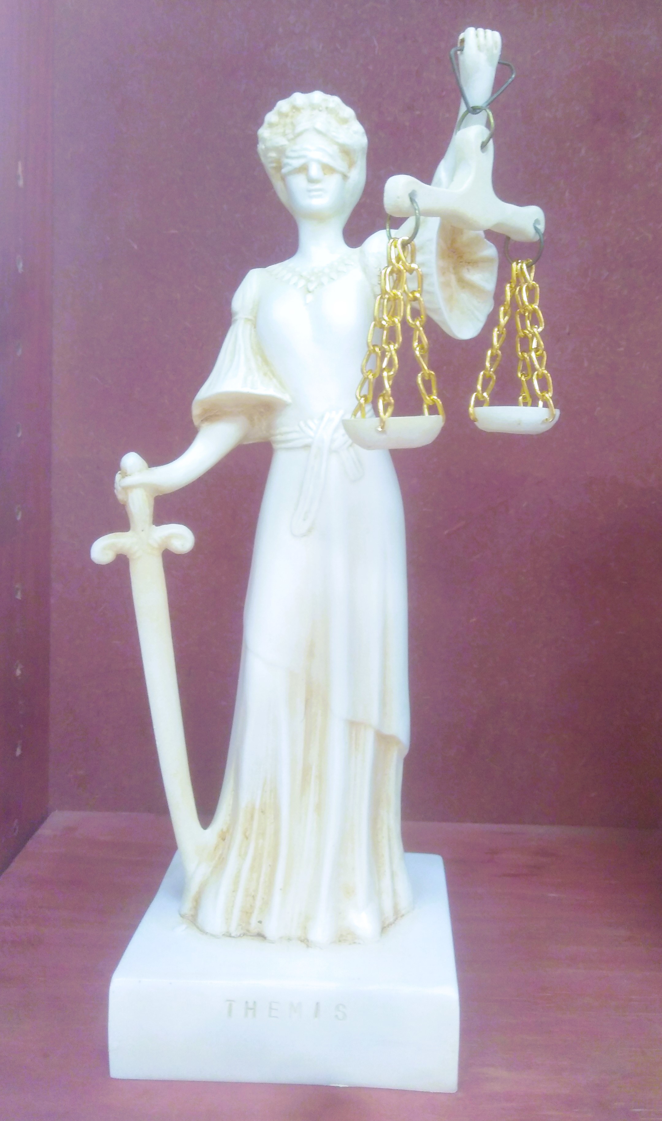Θέμις η θεά της δικαιοσύνης | Σάλβια